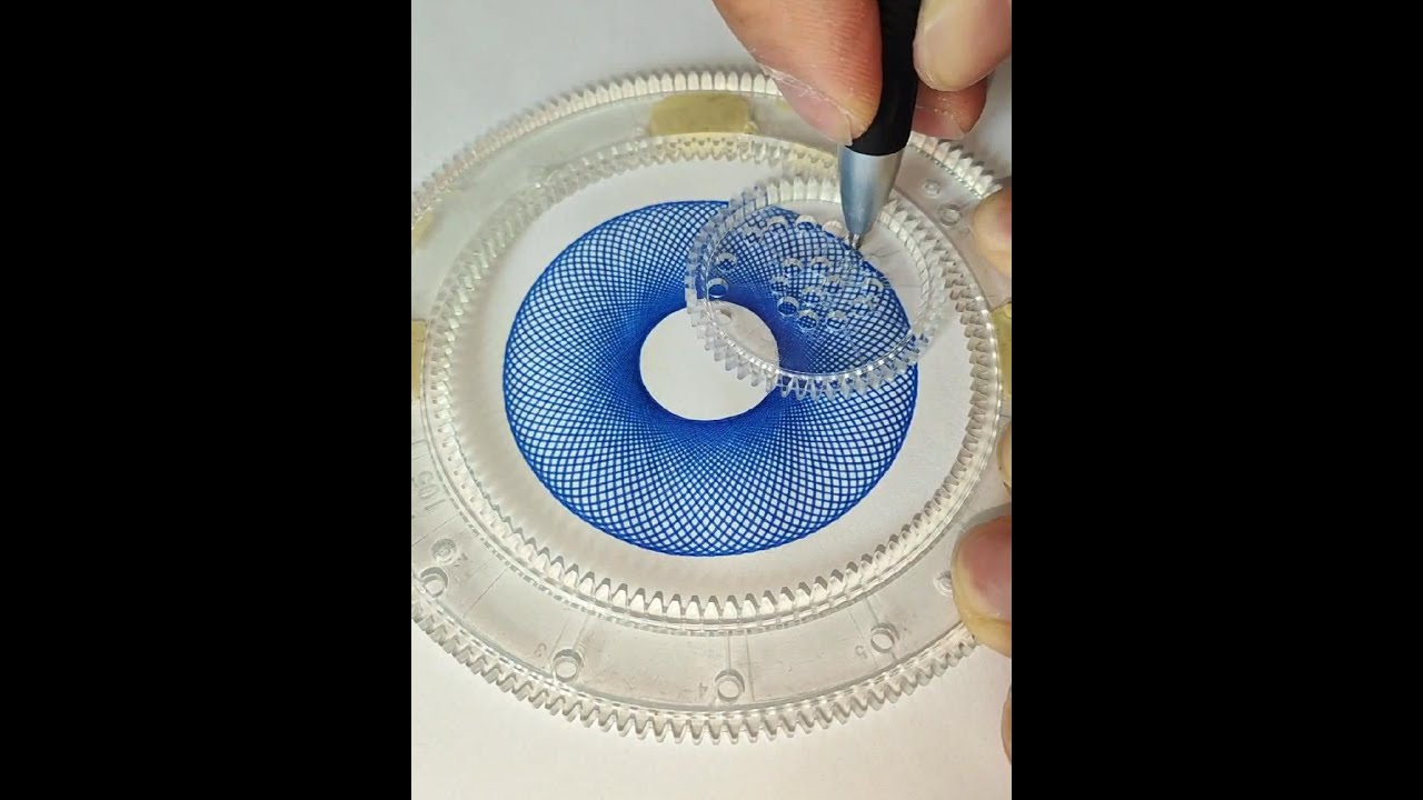 How many circles were drawn? 🤔#2024 #shorts #Spirograph