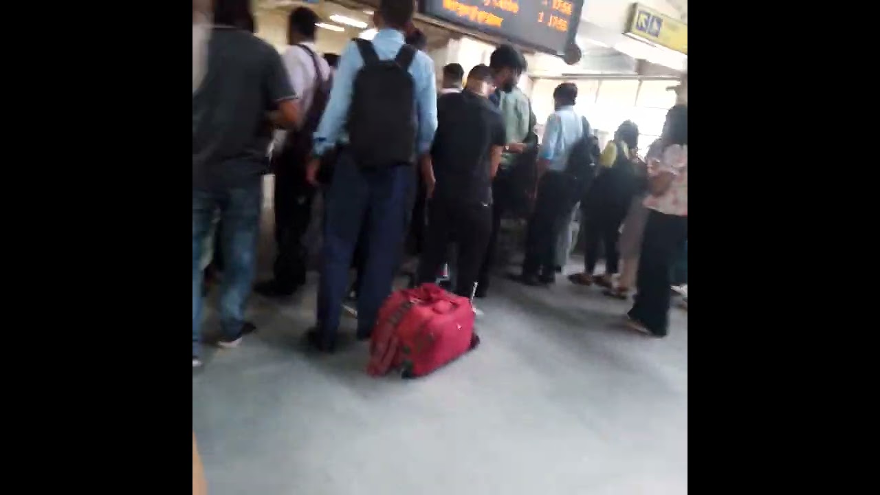 File:IFFCO Chowk metro station.jpg - Wikimedia Commons