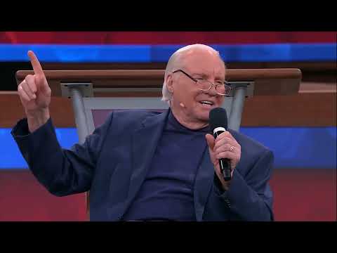 Praise the Lord Medley (LIVE) - Jimmy Swaggart and Joseph Larson