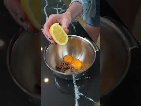 How to make a classic Caesar Salad #caesarsalad #salad #healthyfood #recipe