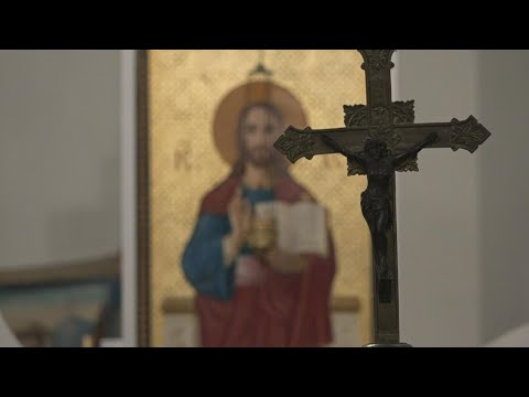West Michigan's Ukrainian community prays for loved ones in their home country