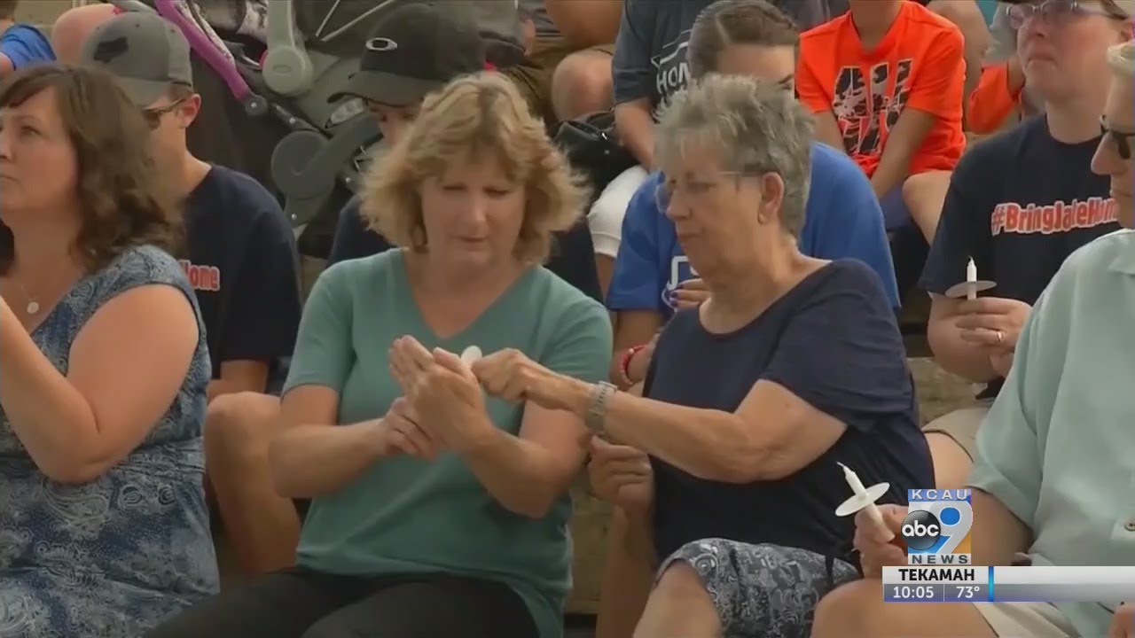 Vigil Held For Missing Children