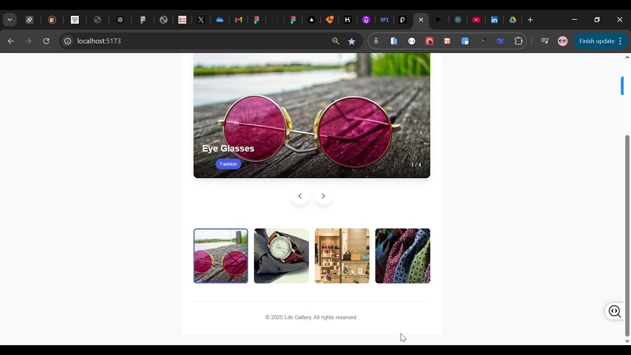 Image Gallery using Reactjs, Typescript and CSS