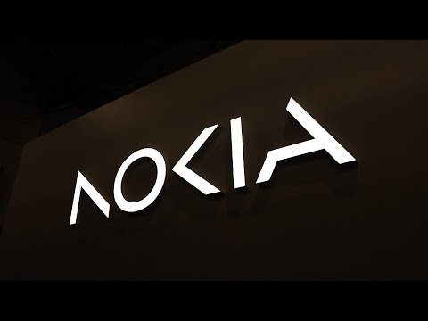Nokia Shares Slide After AT&T Taps Ericsson in Network Deal