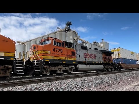 Frankenbonnet BNSF 4729! Half H2 Half Warbonnet! At Ardent Mills San Bernardino, Ca. 10-1-2023.