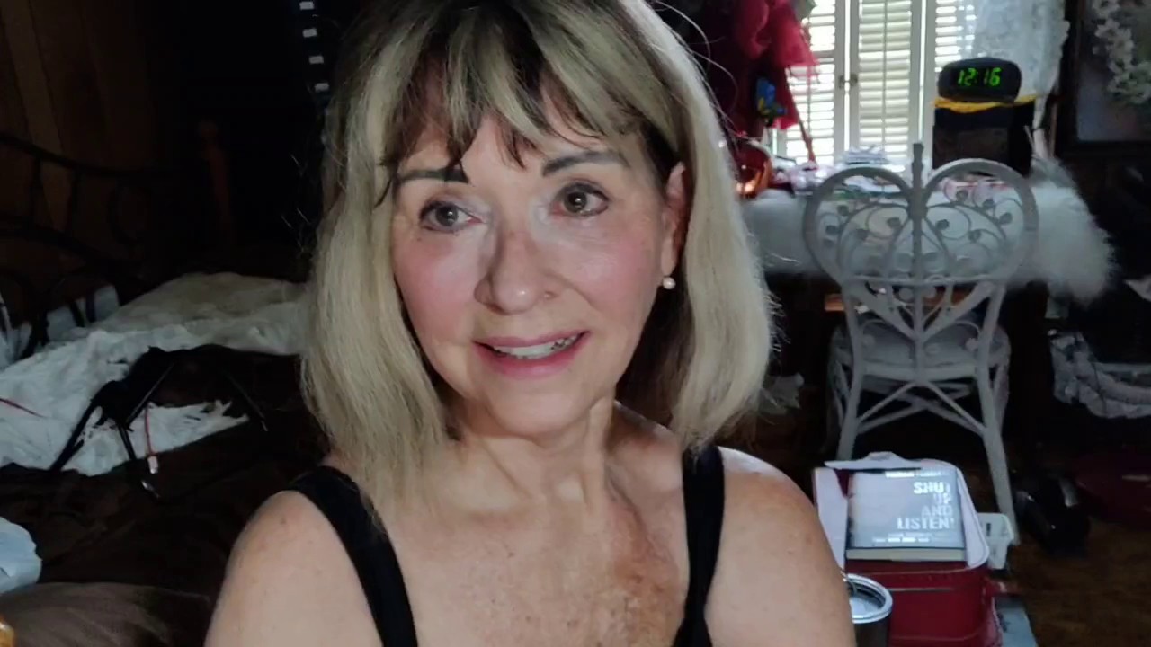 DIY: Any Size Paper Shadow Box