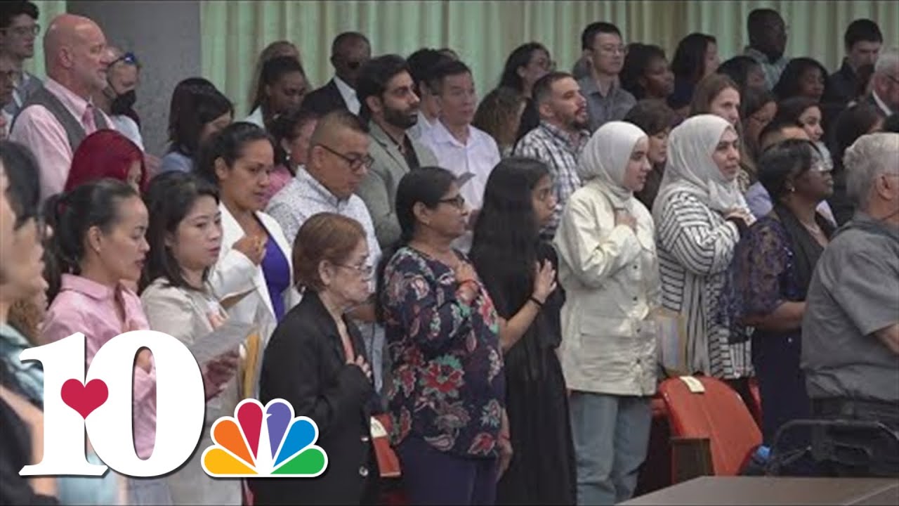 Knoxville welcomes around 150 new US citizens during naturalization ceremony