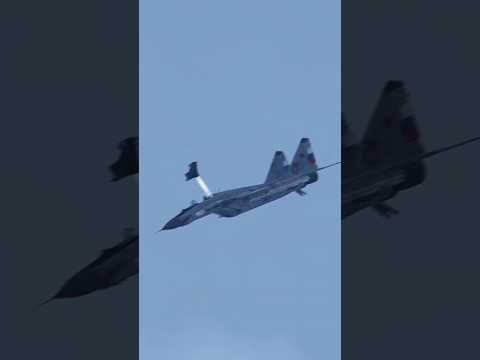 MiG-29 Nearly SHOT DOWN by Surface-to-Air Missile - Military Simulation