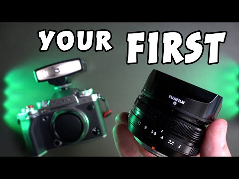 Fuji 18mm f/2: Good first lens for street photography (16240743)