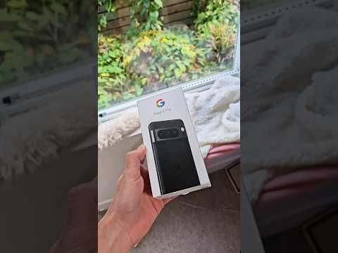 The Pixel 8 has a problem????♂️ #pixel8 #madebygoogle #pixel8pro