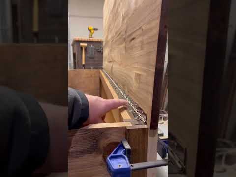 Easy way to install piano hinge on a box. #toybox #woodworking #hinge #pine #howto #diy