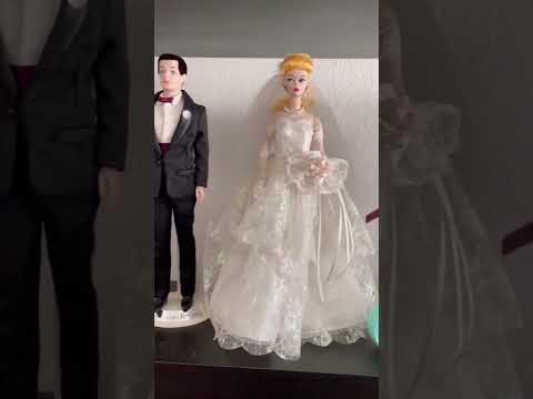Display My New Vintage Barbie Collection With Me💖
