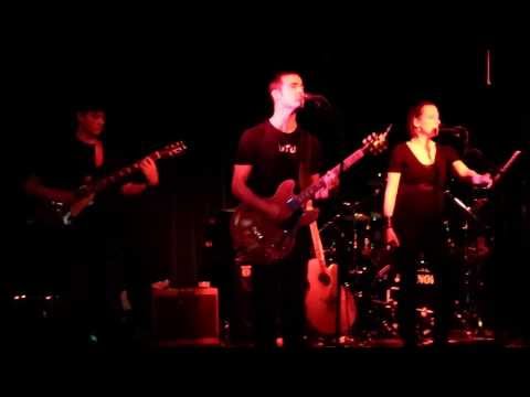 Brian playing Sympathy for the Devil with BTD, Mr. B's Clarkston - front view