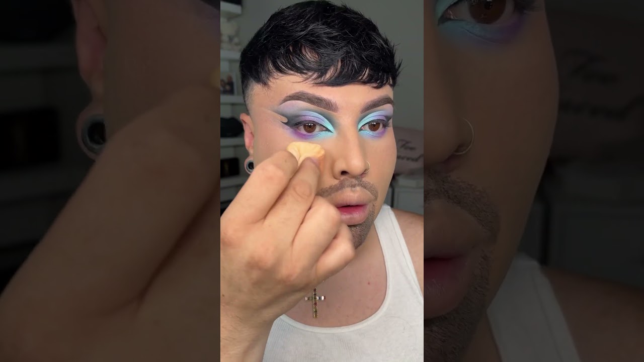 Flawless base routine 🩵 #makeupbygilly #eyemakeupartist #makeuptutorial #eyeshadowtutorial #mua ￼