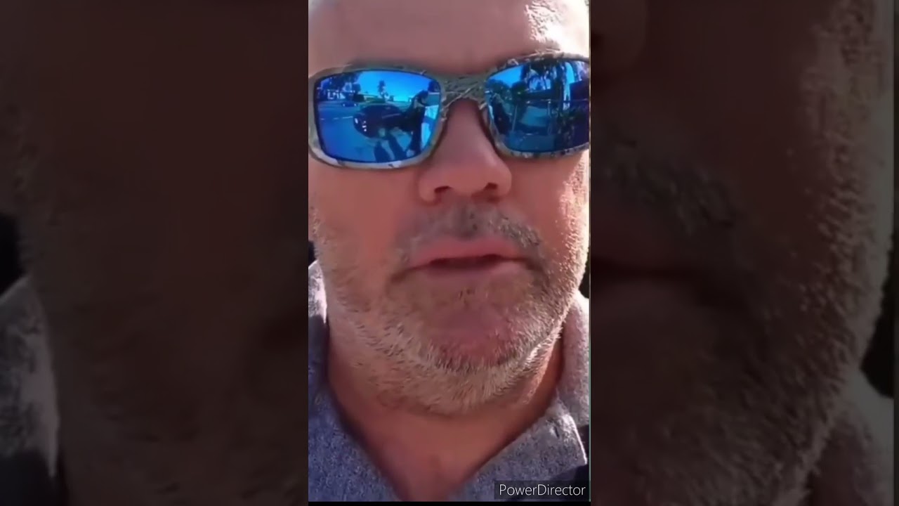 AUDIT ID REFUSAL COP DOESNT KNOW THE LAW