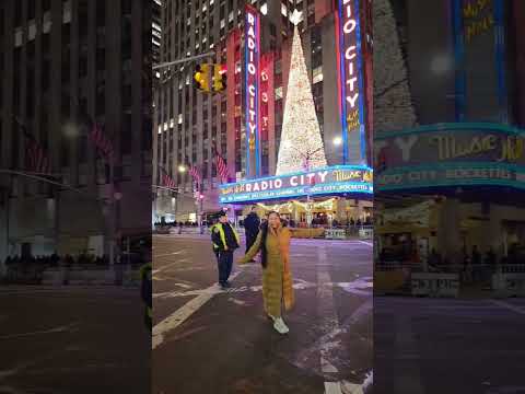 Hello mundo desde RADIO CITY MUSIC HALL #christmas #shorts #nyc #radiocity