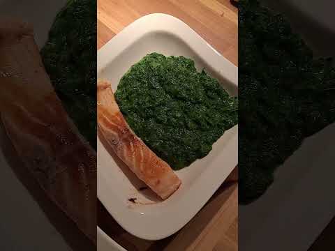 Easy and fast Salmon Dinner Recipe #easyhealthyrecipe #dinnerrecipe #salmonrecipe #fastrecipe