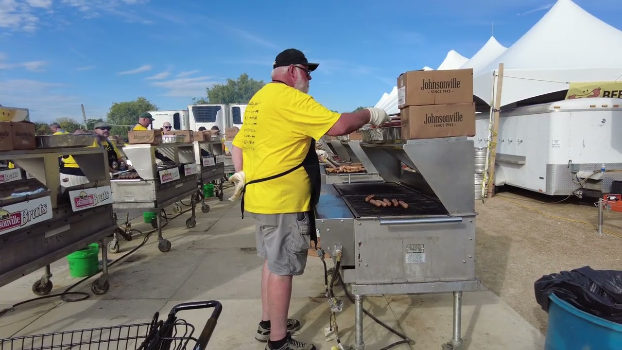 World's Largest Brat Fest (4K) - Madison, Wisconsin