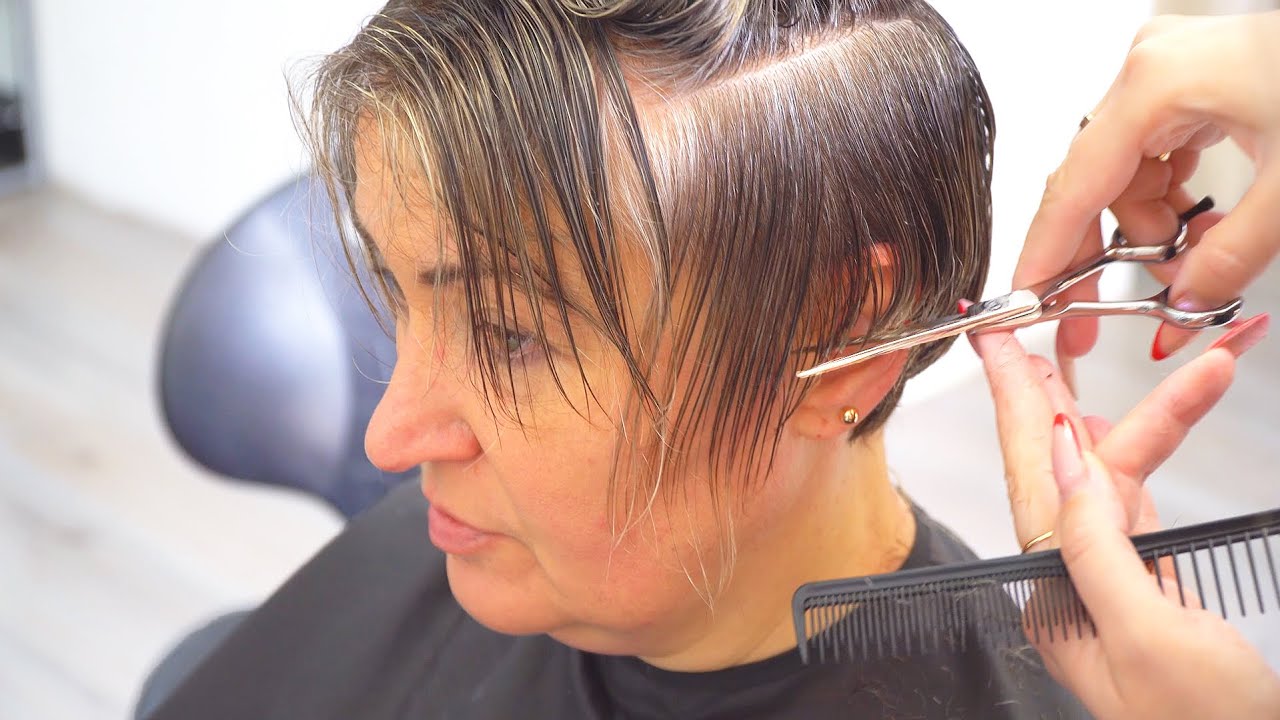 SHORT ANTI AGE HAIRCUT | GRAY HAIR MODERN PIXIE BOB