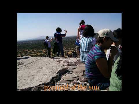 Mexico City to Teotihuacán pyramids