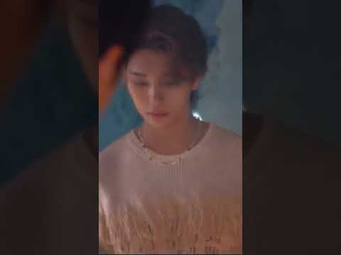 this part when #seventeen realized that they have no shadows #Darling 😭😭