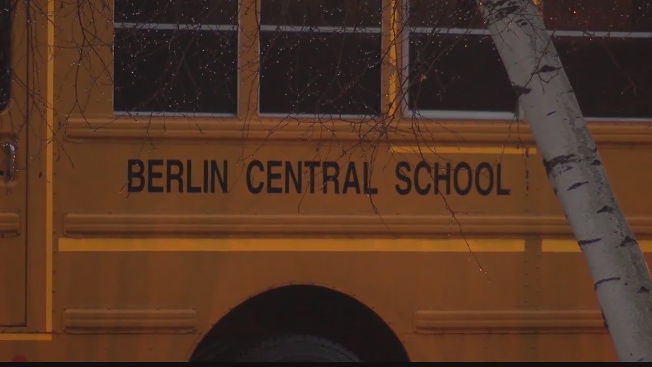 Berlin CSD closes due to COVID cases