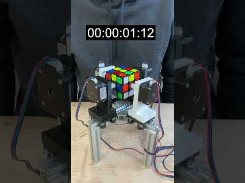 Robot solves Rubik’s cube