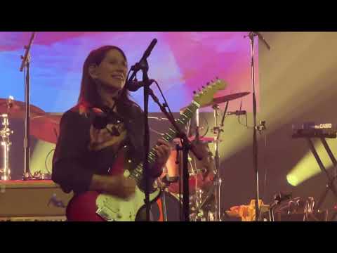Kim Deal - No Aloha, Live at Theater Rotterdam, Juni 21st 2025