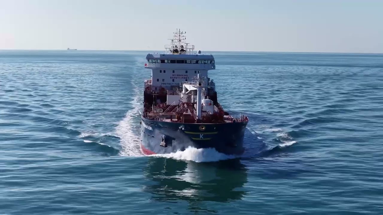 18,500to DWT Ice Class IMO II Chemical Carrier