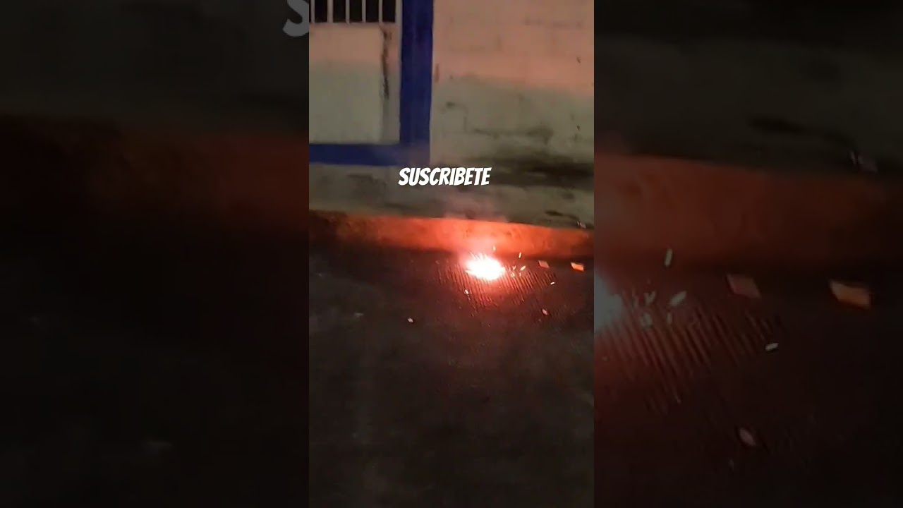 La abeja de chispas 💥🐝 #pirotecnica #cohetes #laabeja #viral #christianpeluchin