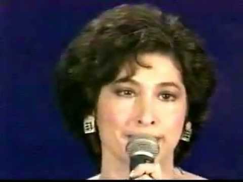 Hire Patricia Welch - Singer/Songwriter in Palm Desert, CA | GigSalad