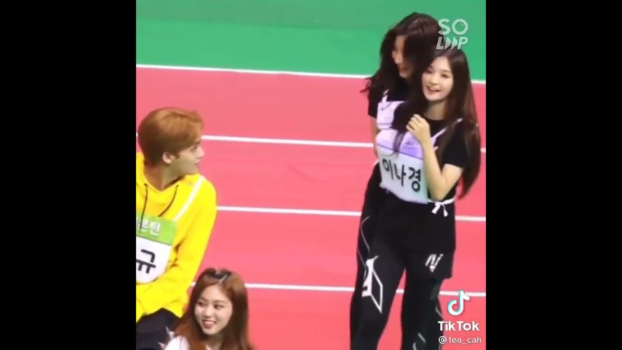 Idols reaction to Nagyung & Saerom beauty #fromis_9 #nagyung #saerom