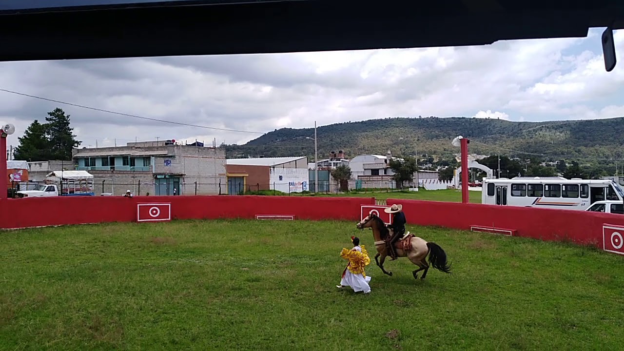 Rueda de prensa Jaripeo en Acrópolis Puebla