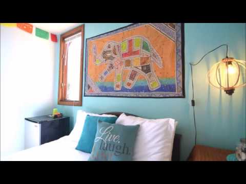 Michigan Bed & Breakfast: Traveler Hot Tub & Fireplace Suite at the Hop & Vine Inn
