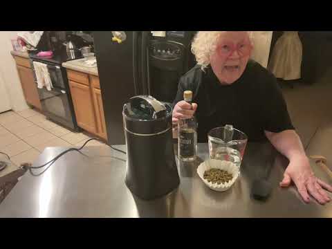 420 life. Making Tinctures, quick & easy. Edibles, canna-butter, oils #pot #edibles