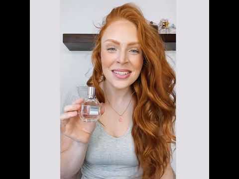 Perfume Review: Flowerbomb | Trying trendy scents to see if they live up to the hype | Viktor & Rolf