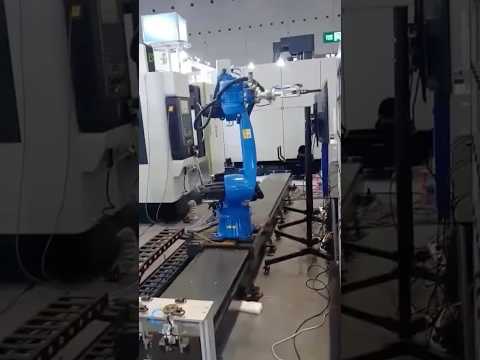 🚀 EVSROBOT – Track System in Action with Robot Integration#track #rail #tracksystem #railsystem