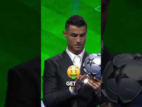 Who is Ronaldo Jr's mother?