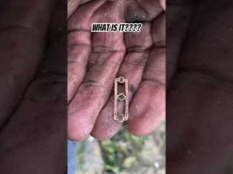 Thomas The Detectorist Plunder Down Under Facebook Page What is it? Metal Detecting Mysteries