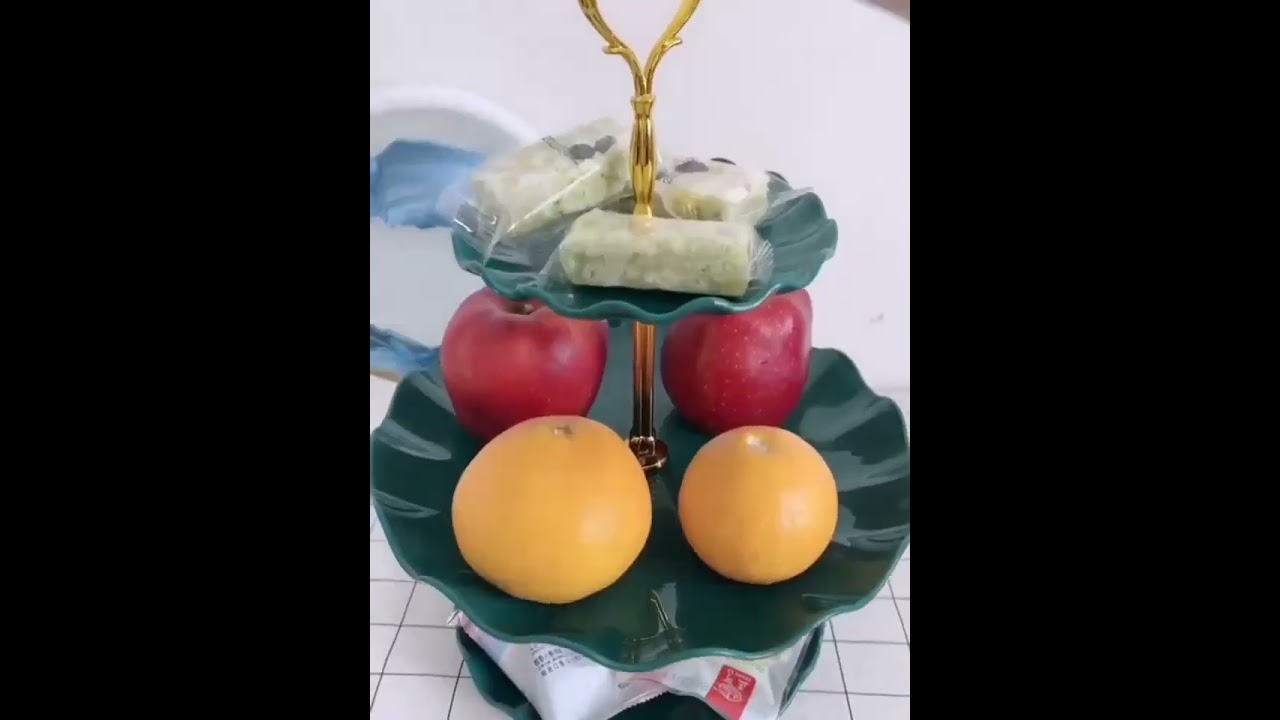 $5.19 3 Tier Cake Stand: Stunning Cupcake Display!