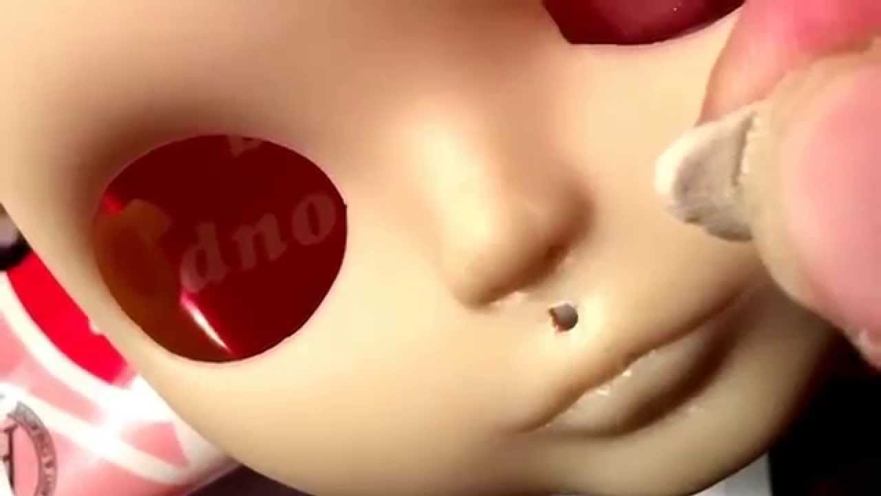 Customizing my Blythe Part 10: Fixing Mistakes