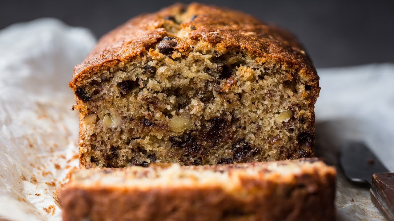 Easy One-Bowl Banana Bread with Chocolate Chips