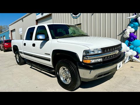 VERY RARE 2002 CHEVROLET SILVERADO 1500HD WITH 260K MILES!!!