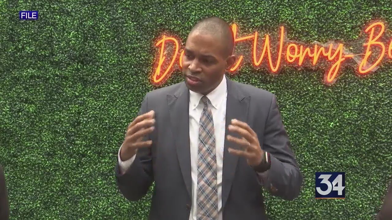 New York Lt. Gov. Antonio Delgado running for governor