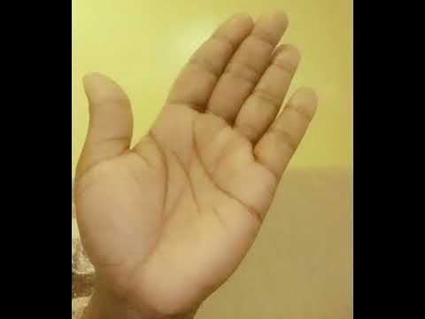 Does this hand have letter "M" let's check.