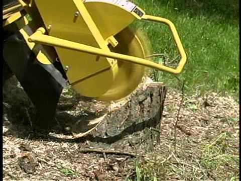 Vermeer SC252 Stump Grinder in ACTION