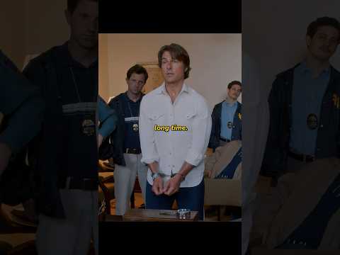 Tom Cruise outsmarted the entire police force 😲 #movie #series