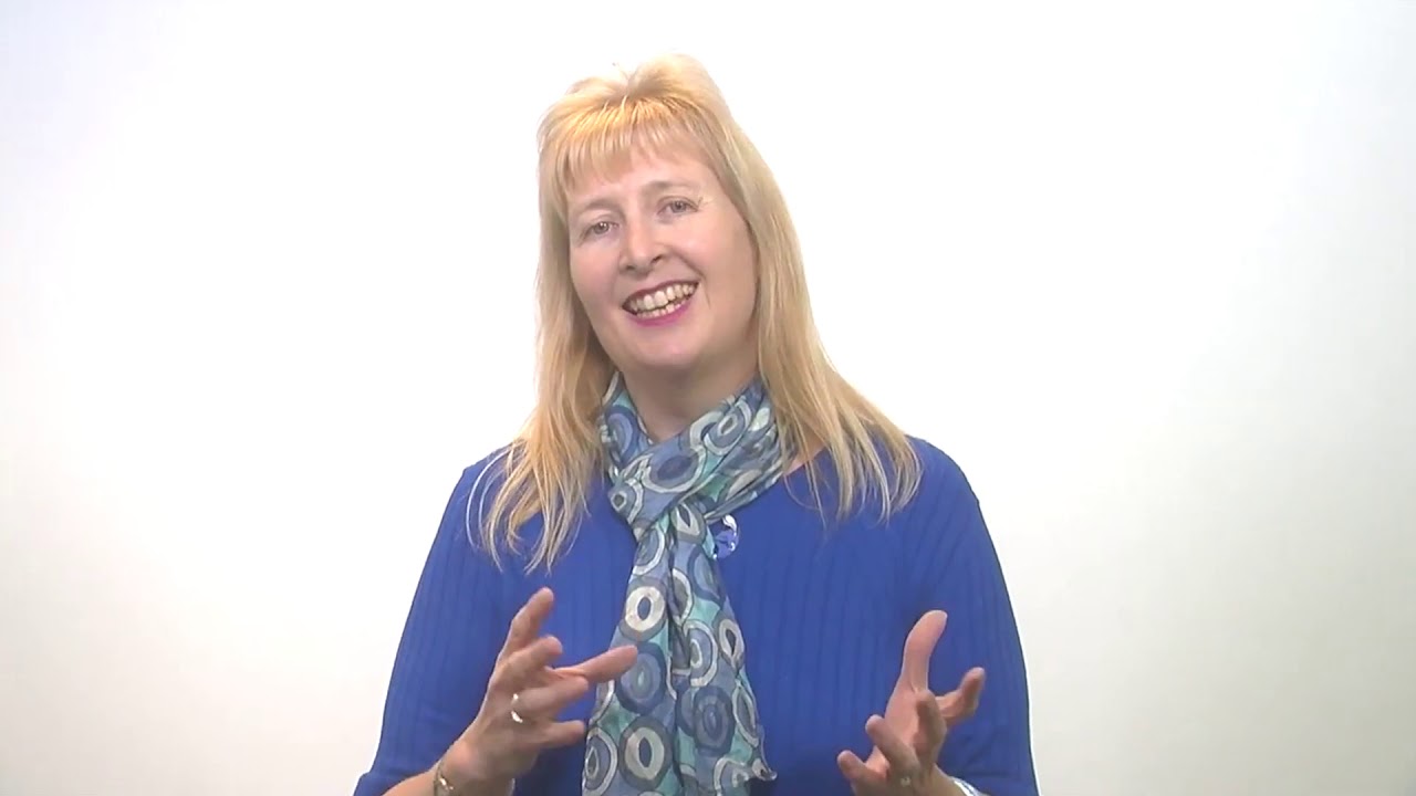 What's the difference between cloud accounting and traditional accounting?