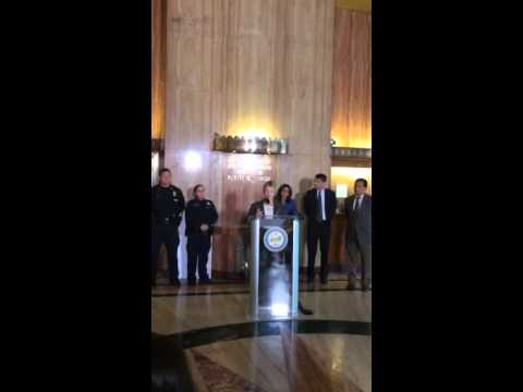 Mayor Parker on Crime Stoppers of Houston