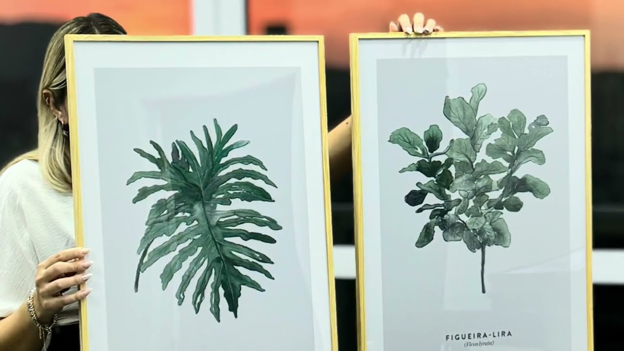 Trio de quadros decorativos com folhagens e moldura filete